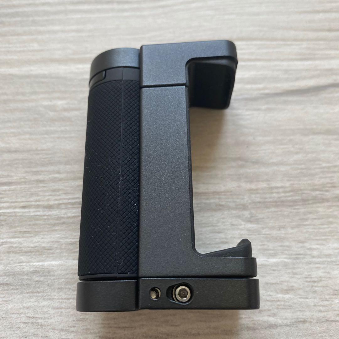 Just Mobile ShutterGrip 2翻轉藍牙握把, 攝影器材, 攝影配件, 其他攝影配件 - Carousell