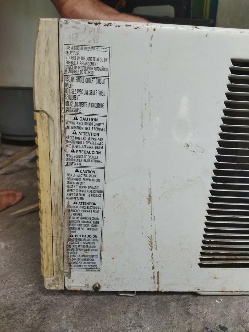 LG GOLD .75HP WINDOW TYPE AIRCON, TV & Home Appliances, Air ...