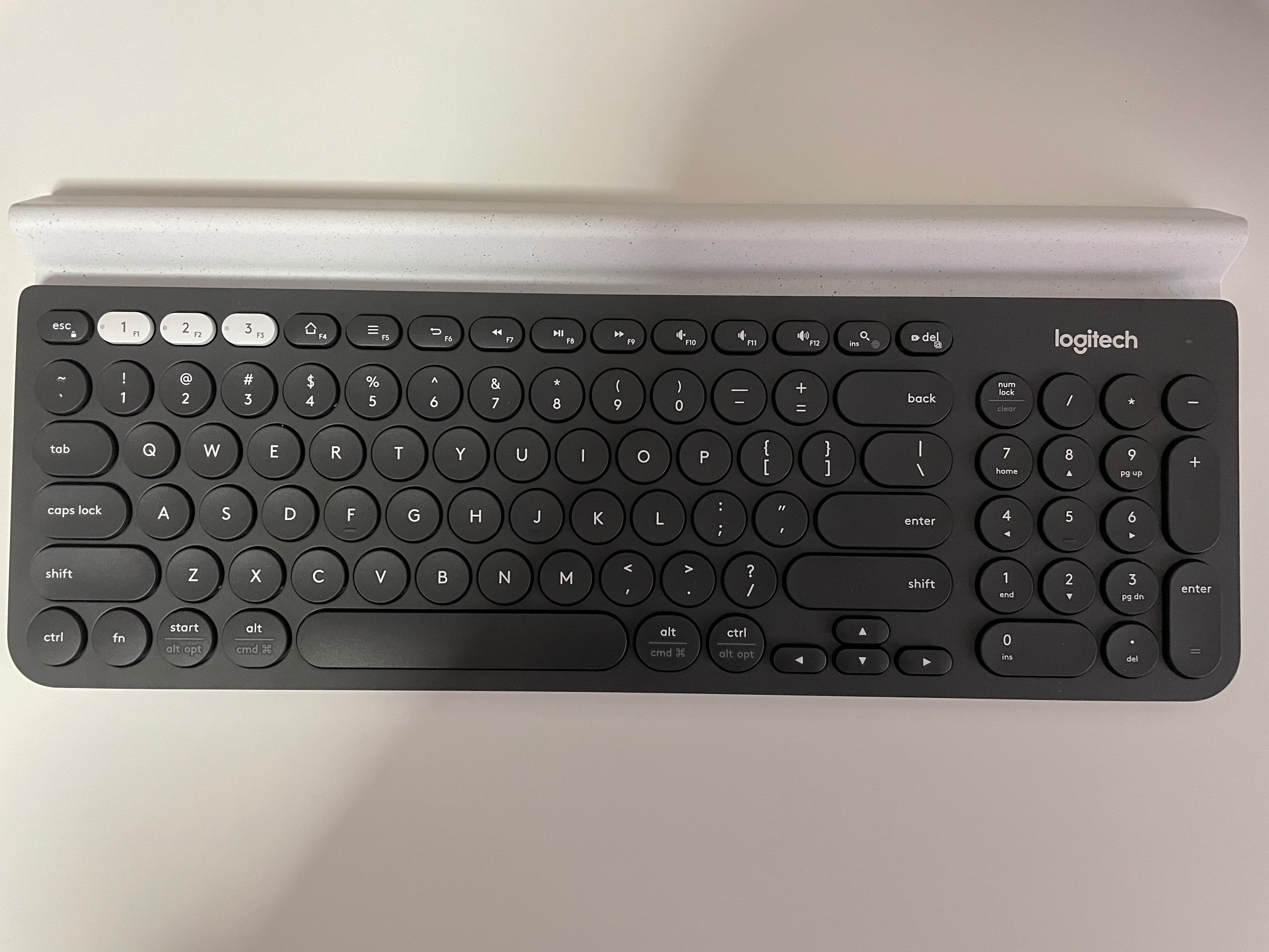 Logitech k780 BN keyboard, Computers & Tech, Parts & Accessories ...