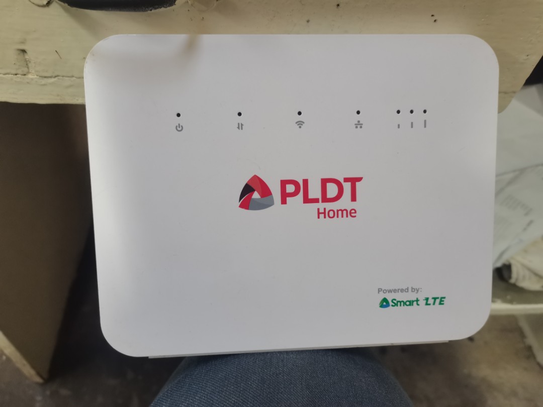 Pldt Boosteven R281 Cat6, Computers & Tech, Parts & Accessories ...