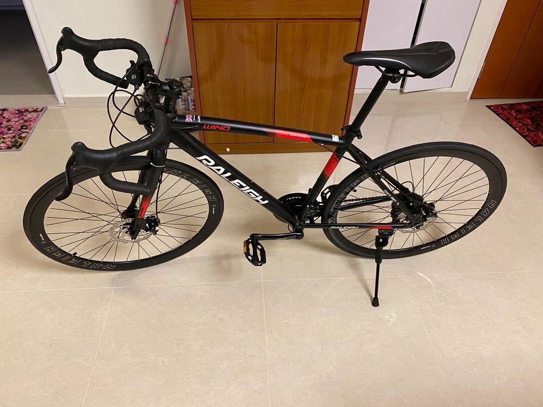 Raleigh road bike R700, Sports Equipment, Bicycles & Parts, Bicycles on ...