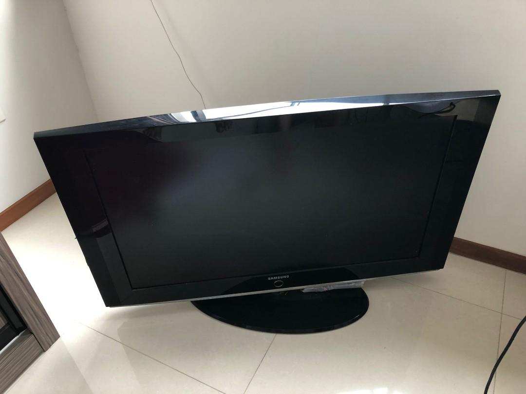 Samsung LED 42 inches TV, TV & Home Appliances, TV & Entertainment, TV ...
