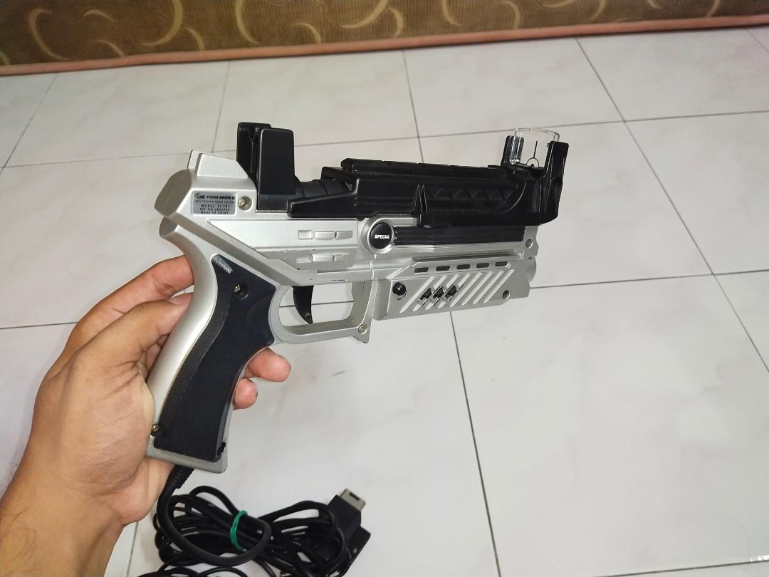 Sony Playstation PS2 & Sega Saturn Guncon, Video Gaming, Gaming ...