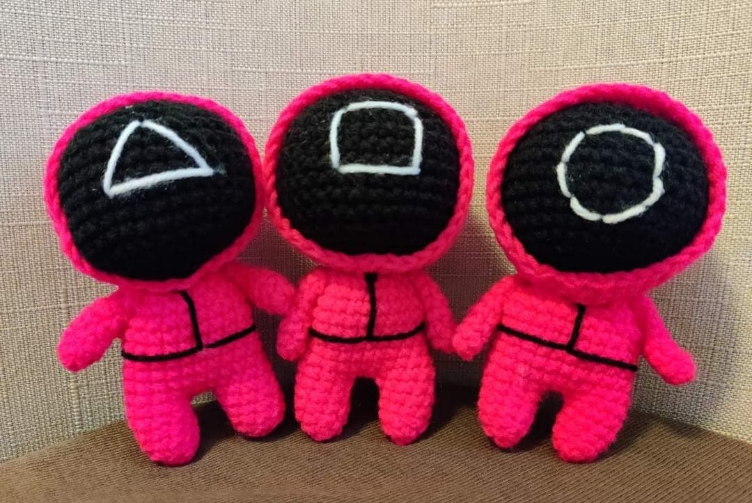 Squid Game Dolls Puppets Crochet, Hobbies & Toys, Stationery & Craft ...