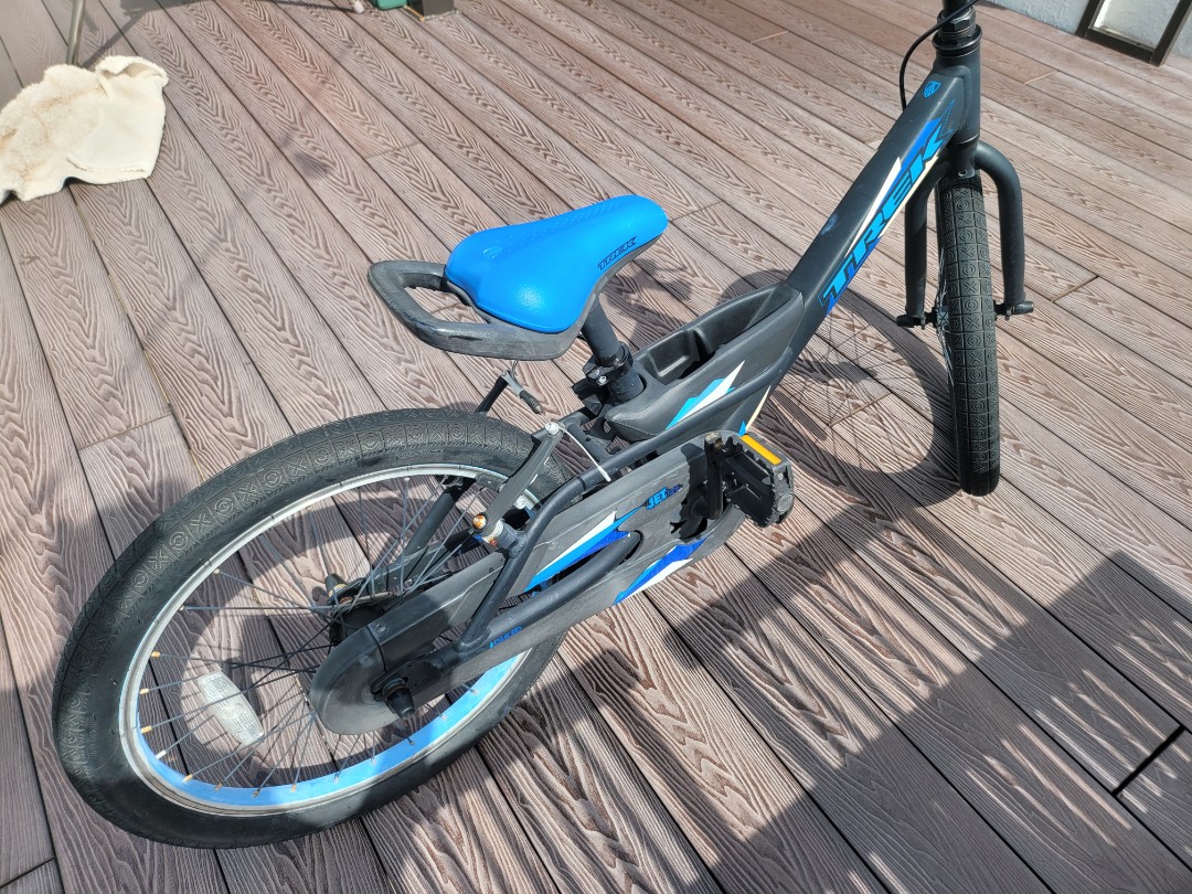 TREK 20inch Kids bicycle, Sports Equipment, Bicycles & Parts, Bicycles ...