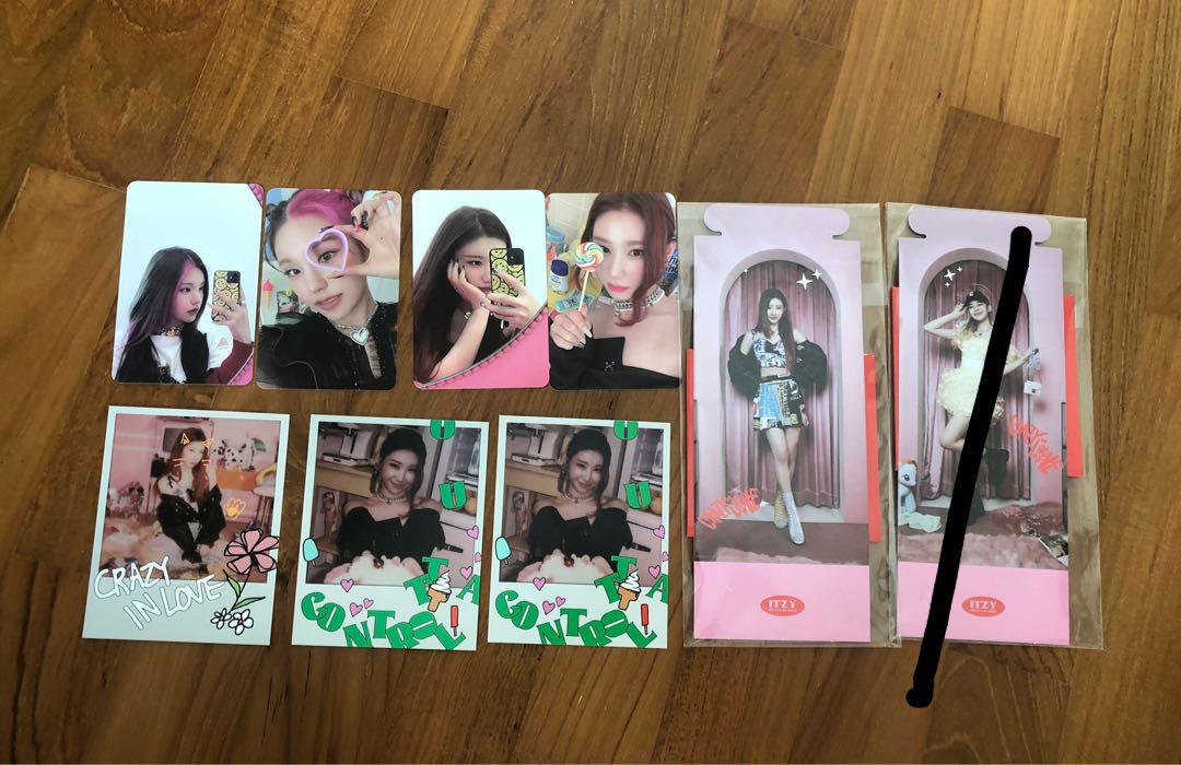 WTT/WTS itzy yeji lia ryujin chaeryeong yuna crazy in love CIL ...