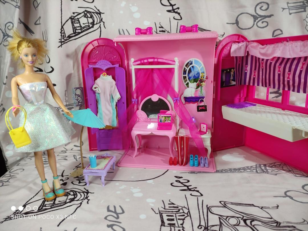 1966 Barbie Mattel with Complete collapsible Dollhouse, Hobbies & Toys ...