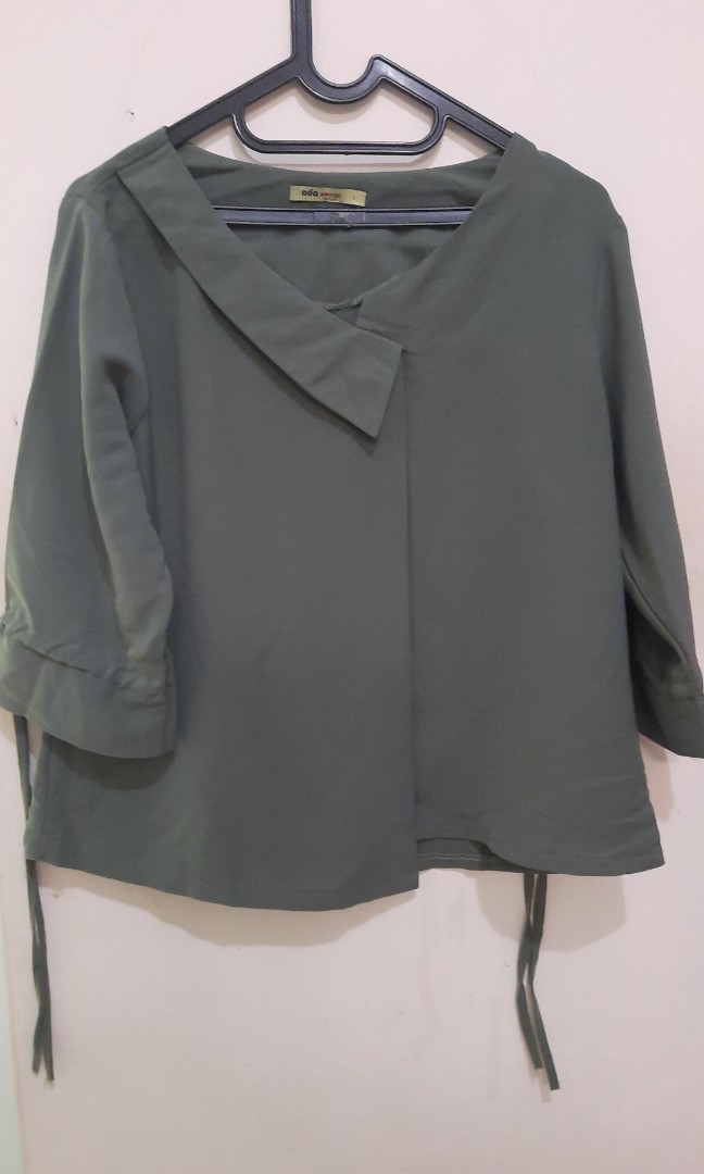 ada clothes, Fesyen Wanita, Pakaian Wanita, Atasan di Carousell