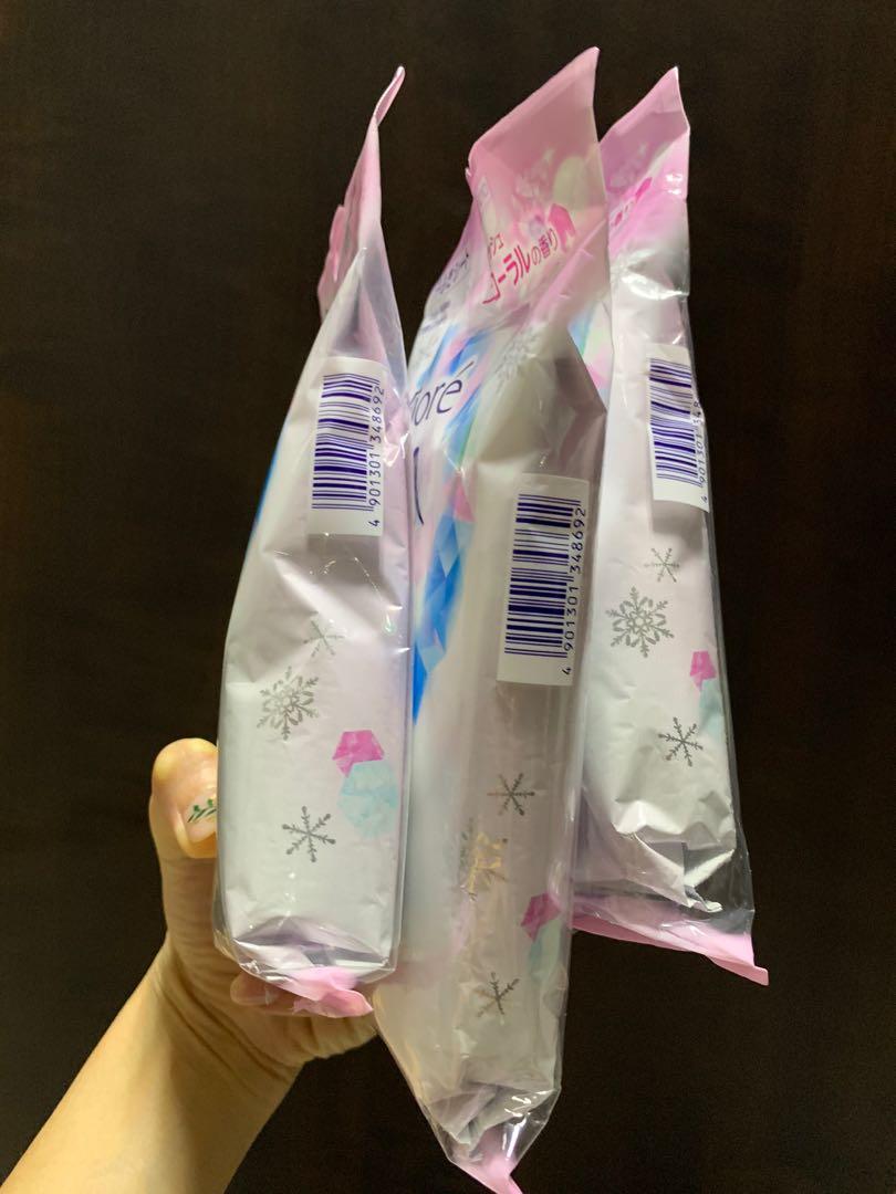 Biore cool body sheets floral, Beauty & Personal Care, Bath & Body ...