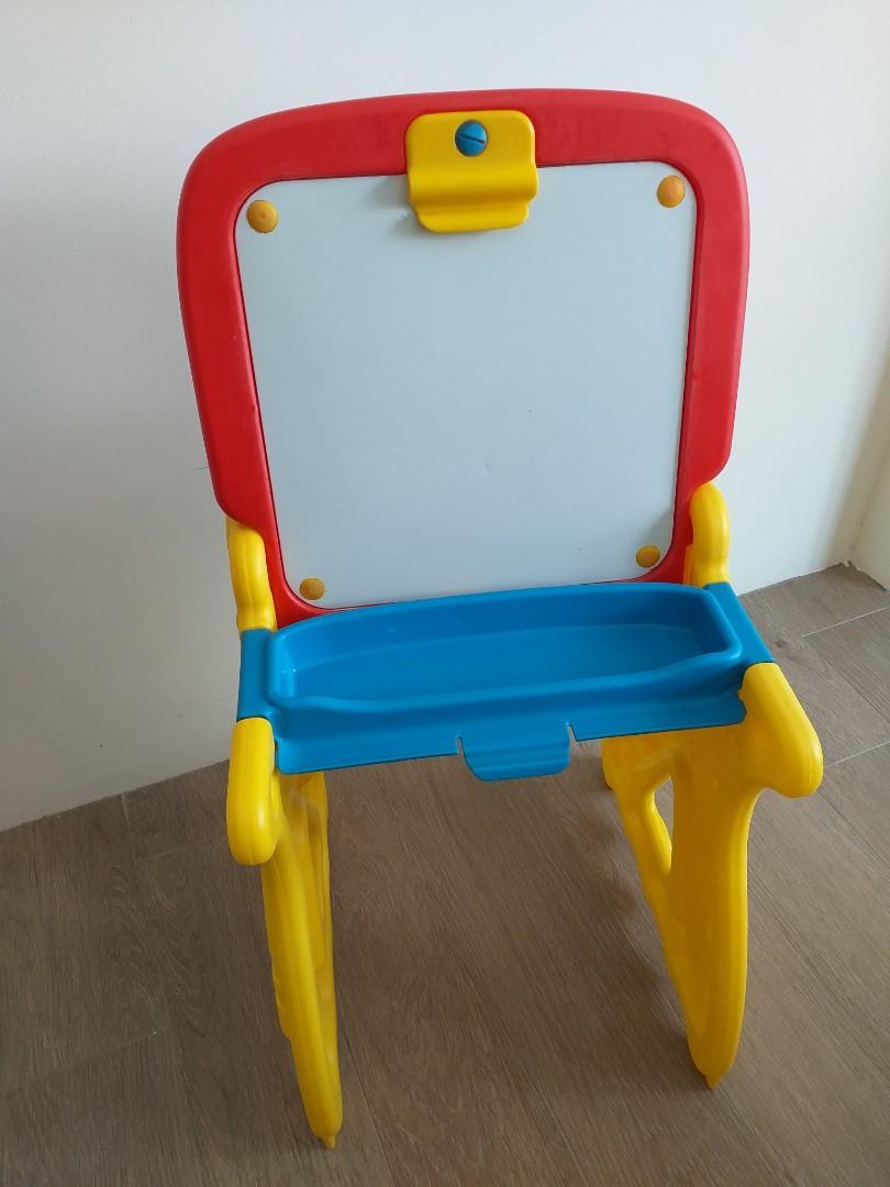 Crayola play N fold art studio - kids table and whiteboard, Babies ...