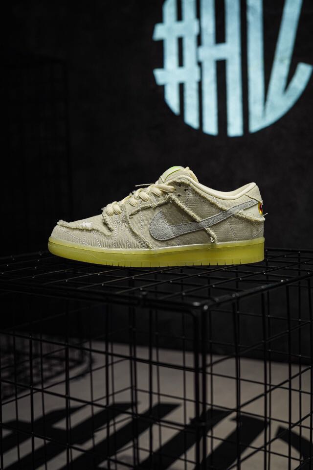 Nike SB Dunk Low Mummy (Glow In The Dark), Men's Fashion, Footwear ...