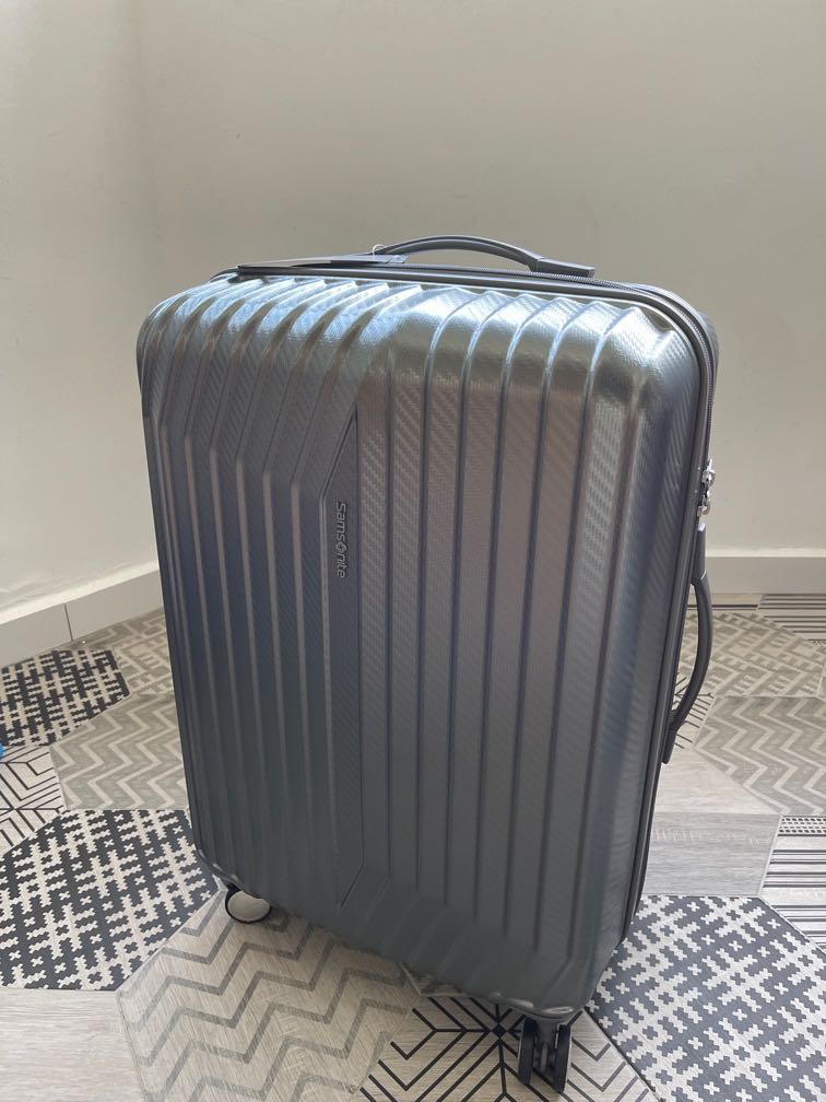 Samsonite Carson 68/25 Spinner, Hobbies & Toys, Travel, Luggage on ...