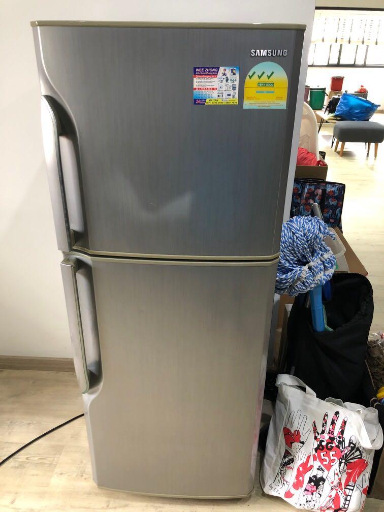 Samsung 3 Tick Fridge, TV & Home Appliances, Kitchen Appliances ...