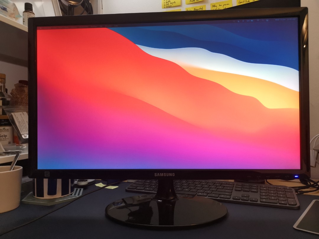 Samsung monitor 23 inch, Computers & Tech, Desktops on Carousell