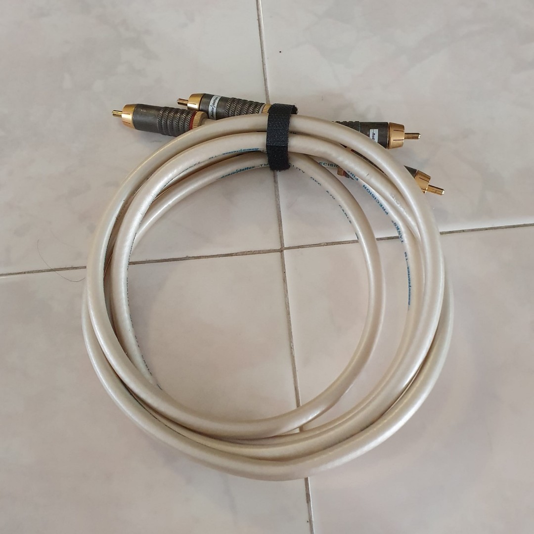 Tank custom interconnect cable 1m, Audio, Other Audio Equipment on ...