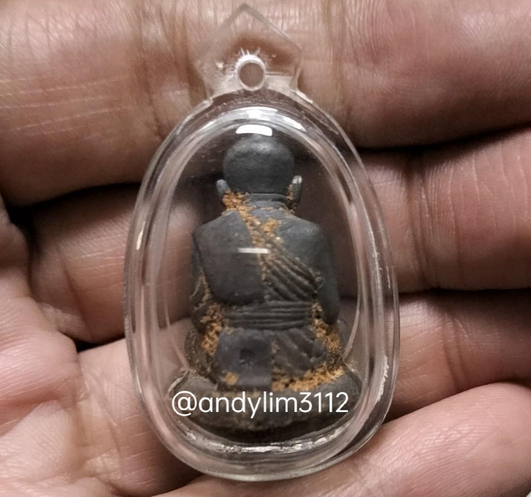 Thai amulet (第一帮 ajahn daeng) (archan daeng) Lp thuad Rooplor (1st ...