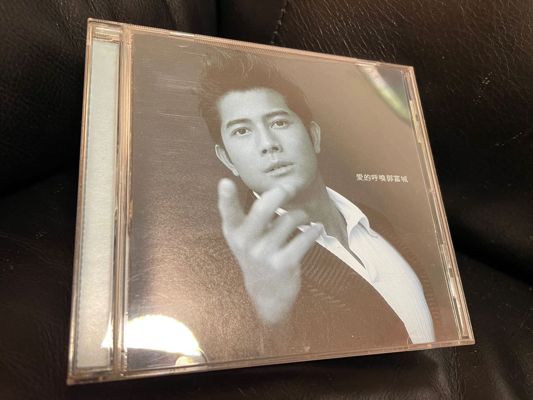 郭富城Aaron(愛的呼喚）CD 1997’, 興趣及遊戲, 音樂、樂器 & 配件, 音樂與媒體 - CD 及 DVD - Carousell