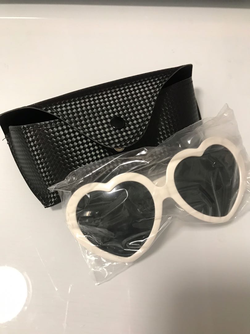 Heart diffraction sunglasses, Women's Fashion, Watches & Accessories ...