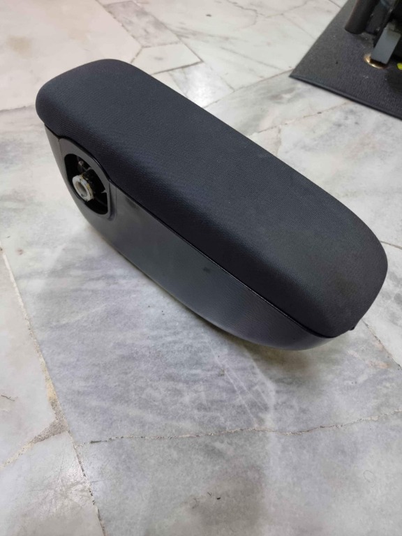 Honda Freed Original Driver Arm Rest with Storage, Auto Accessories on ...