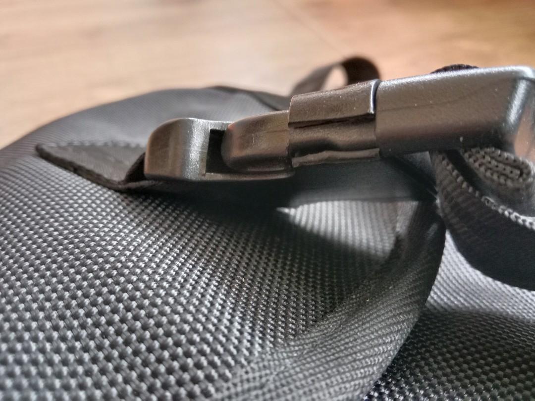 Messenger bag monster republic, Fesyen Pria, Tas & Dompet , Dompet di ...