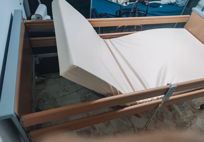 Motorised Hospital Bed - Domiflex Premium Nursing Bed, Continuous Side ...