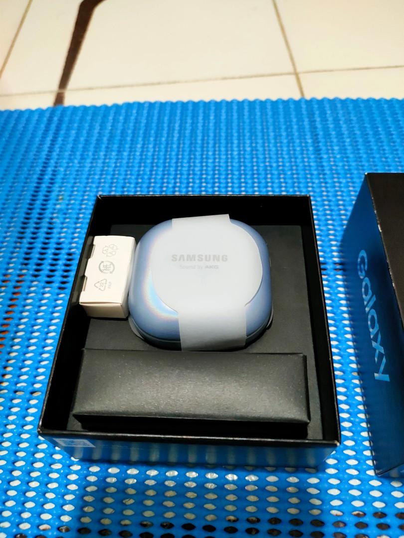 Samsung galaxy Bugs Pro phantom silver, Audio, Earphones on Carousell