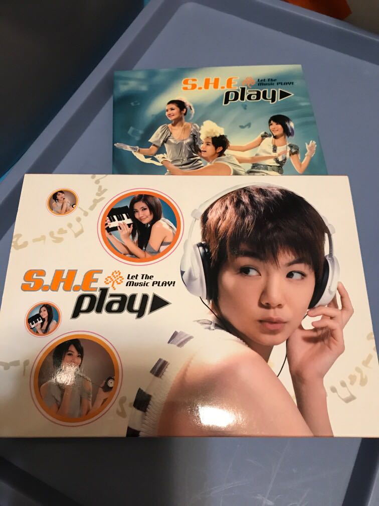 [絕版]S.H.E. 2007年play專輯 CD+ DVD 連Always Open 主題曲EP, 興趣及遊戲, 音樂樂器 & 配件, 音樂 ...