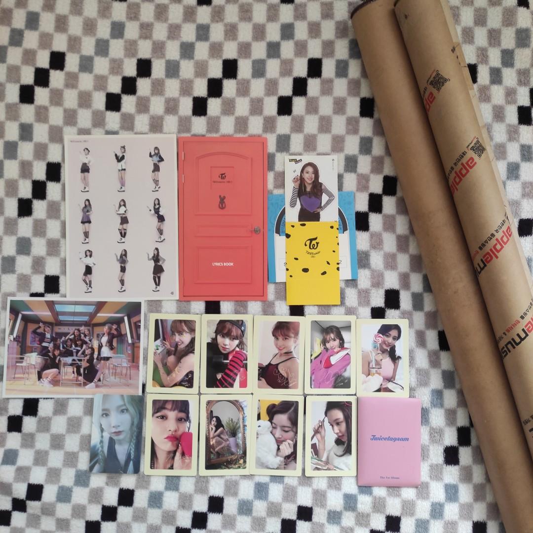 Taeyeon and TWICE Official Merch Bundle, Hobbies & Toys, Memorabilia ...