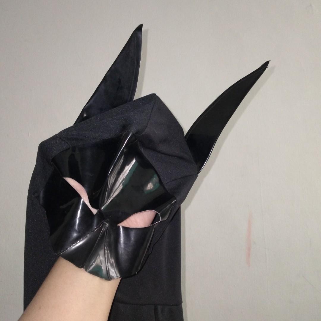 Batman mask(costume), Babies & Kids, Babies & Kids Fashion on Carousell