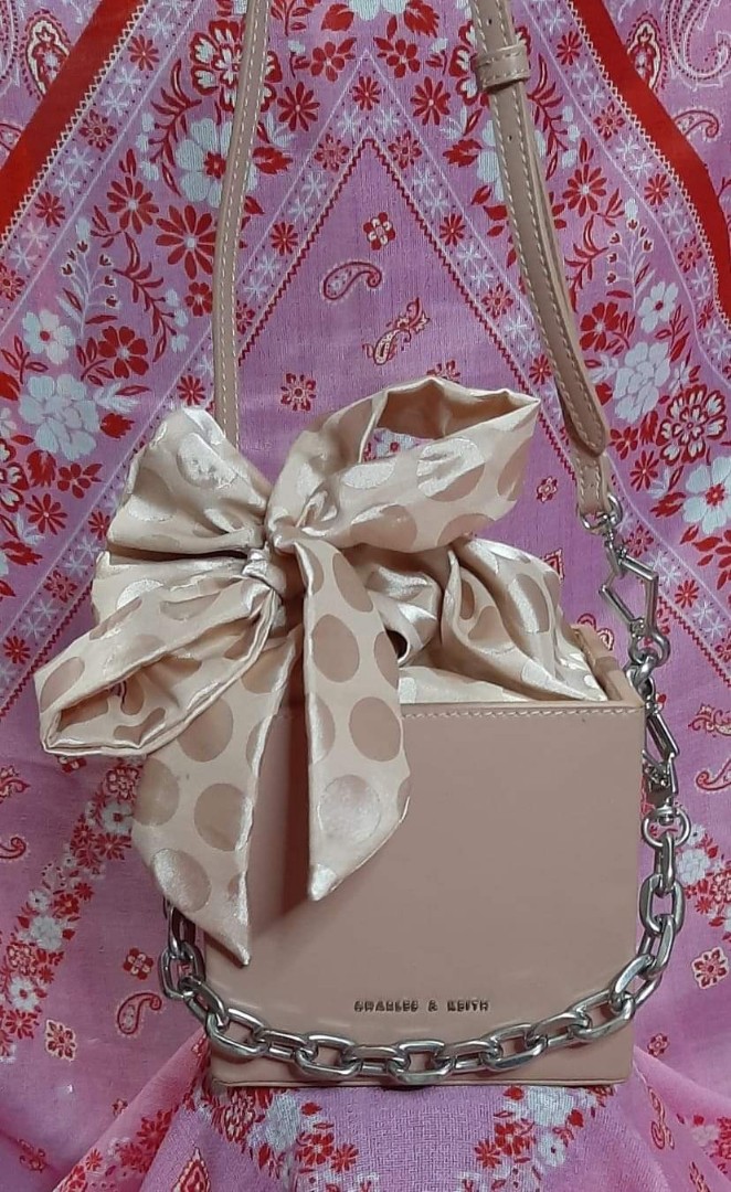 SALE TODAY Charles and keith box type/bento 2 way, Luxury, Bags ...