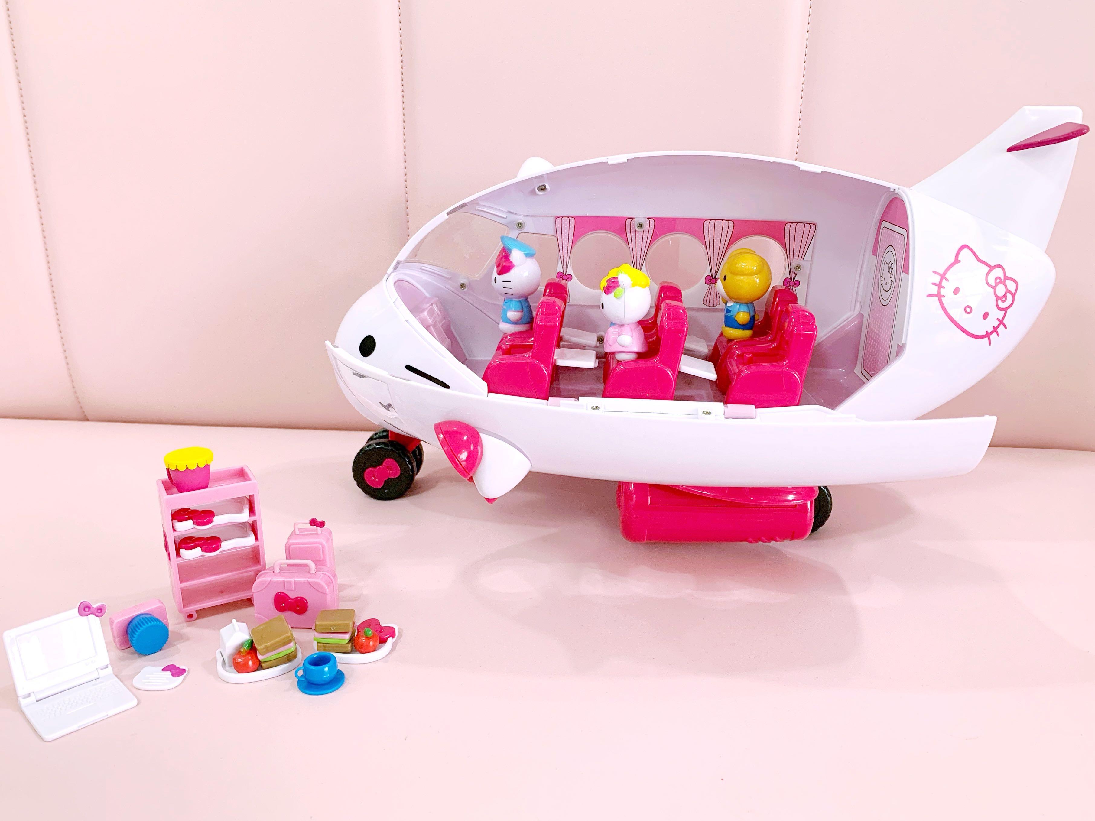 Hello kitty Airplane Set, Hobbies & Toys, Toys & Games on Carousell