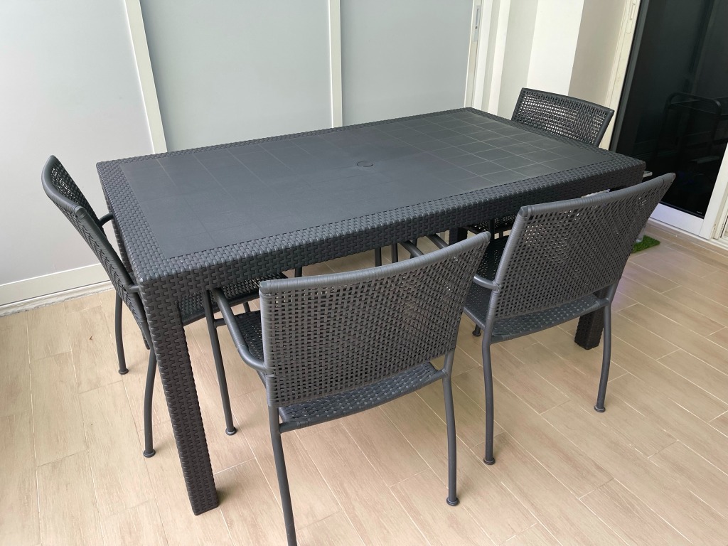 Keter Melody Outdoor Dining Table + 4 IKEA Outdoor chairs + SJÄLLAND ...