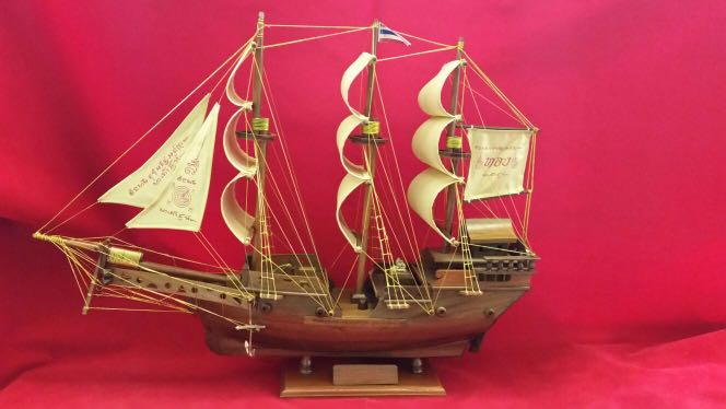 Lp thong weath ship, Hobbies & Toys, Memorabilia & Collectibles ...