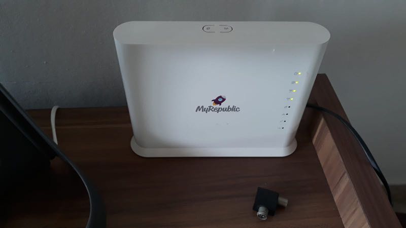 MyRepublic Wi-Fi Hub is a AC1600 dual-band Wi-Fi Gigabit router ...