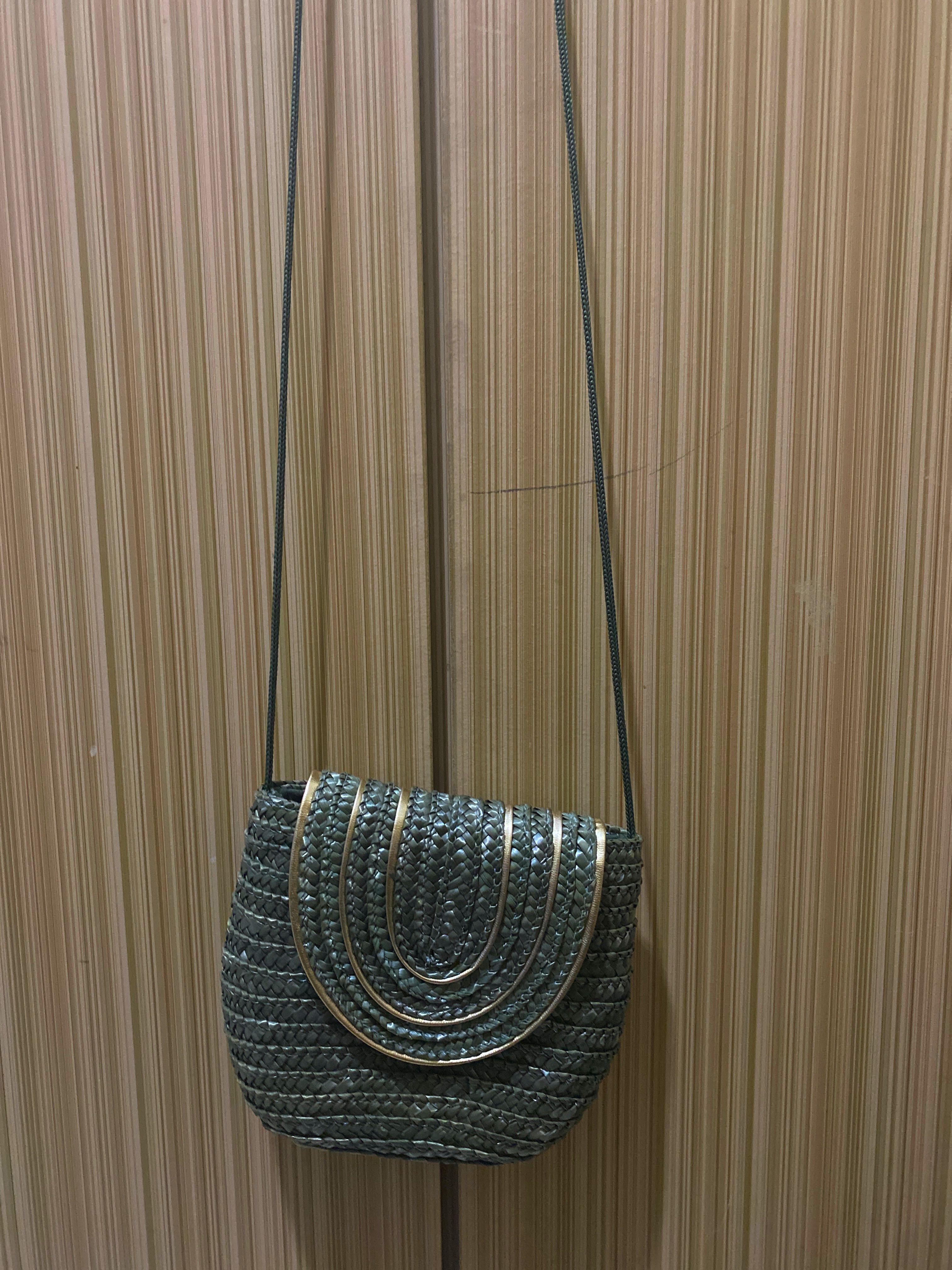 Rattan native banig bag, Women's Fashion, Bags & Wallets, Cross-body ...
