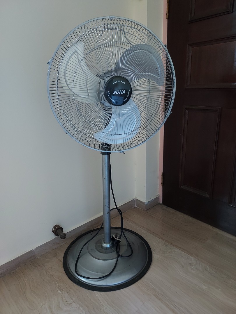 17" Sona Metal Blades Power Fan, TV & Home Appliances, Air Conditioners ...