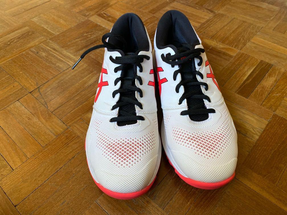 ASICS netball shoe, Women's Fashion, Footwear, Sneakers on Carousell