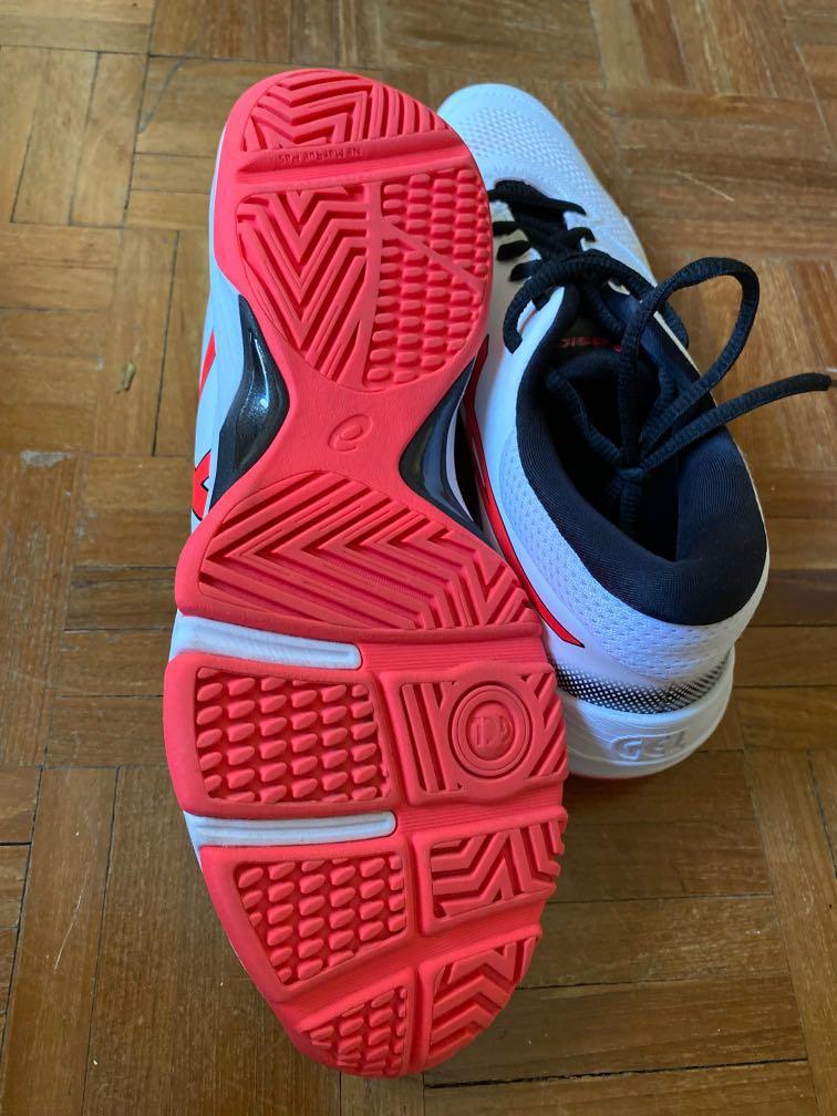 ASICS netball shoe, Women's Fashion, Footwear, Sneakers on Carousell