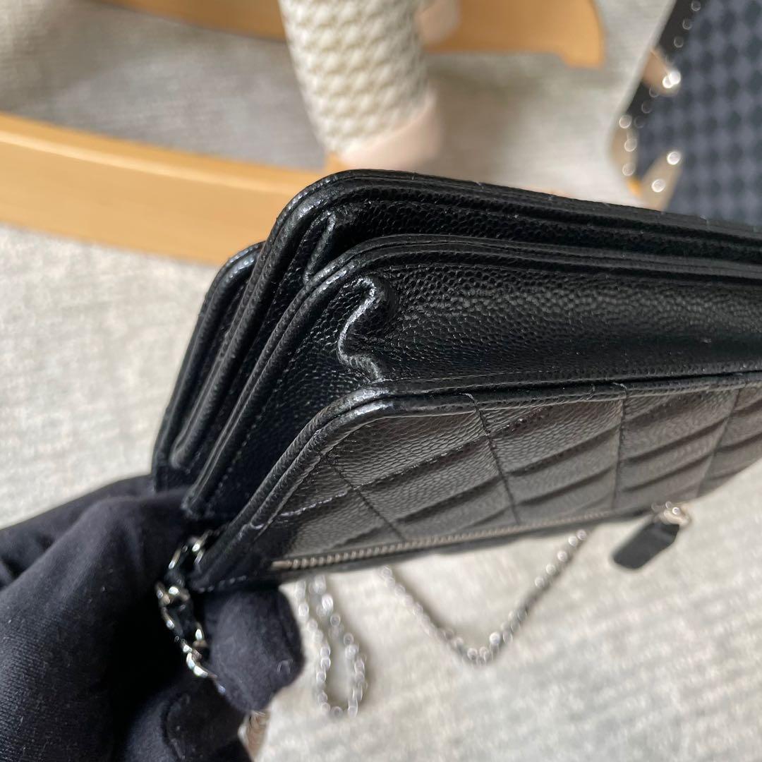 Chanel Mini Wallet On Chain, Luxury, Bags & Wallets on Carousell