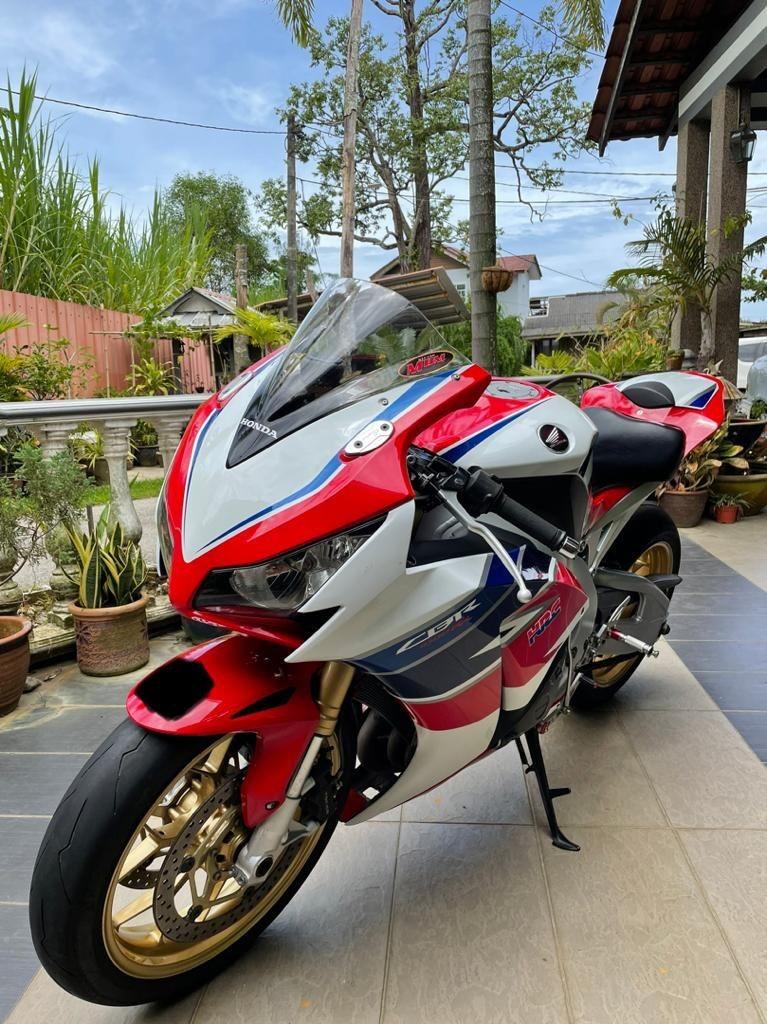 HONDA CBR1000RR RABBIT BANGSAWAN, Motorbikes on Carousell