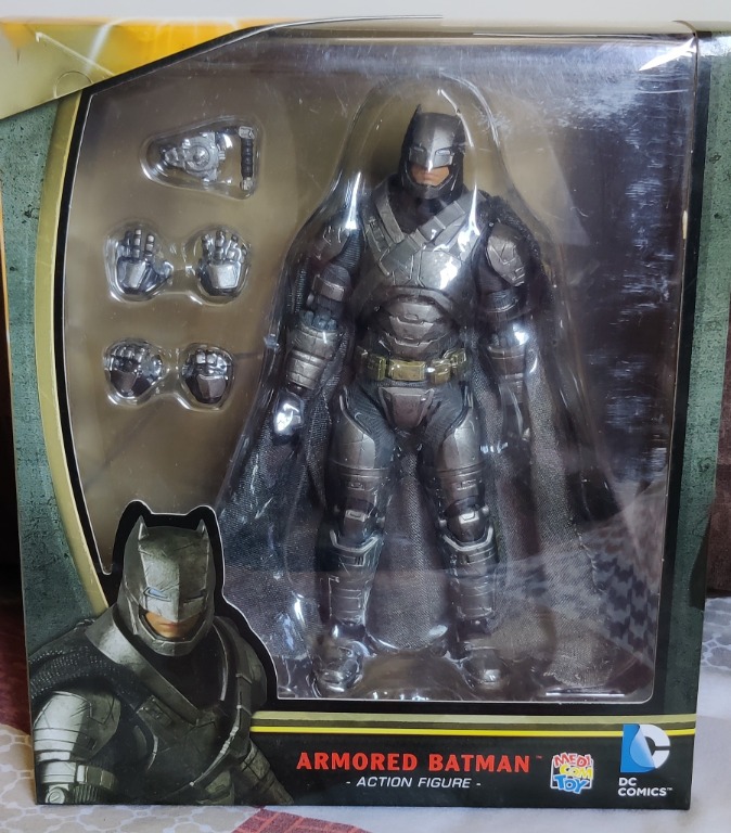 Mafex BVS Armored Batman and Wonder woman Set, Hobbies & Toys, Toys ...
