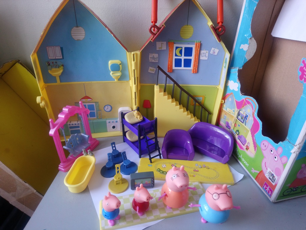 Peppa Pig Playhouse Set, Hobbies & Toys, Toys & Games on Carousell