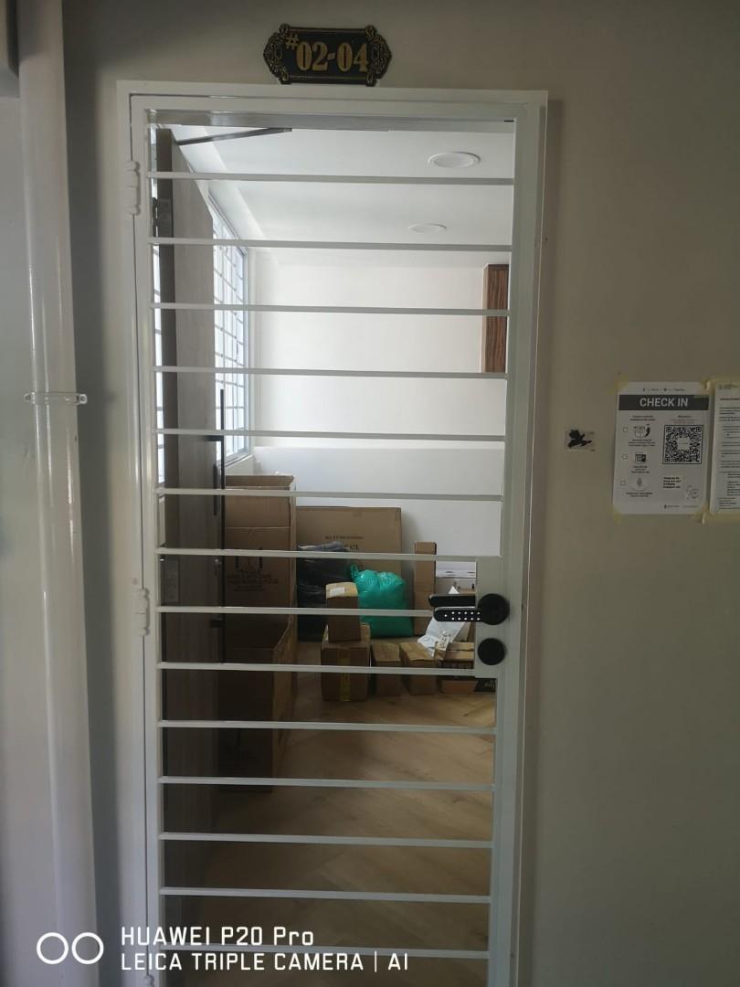 Smart Gate Lock DGS12 with Mild Steel Gate 3x7, Furniture & Home Living ...