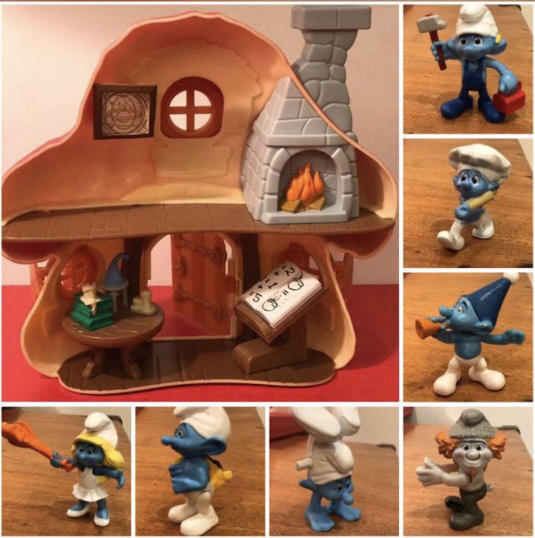 2 sets Smurf Mushroom house and figurines, Hobbies & Toys, Toys & Games ...