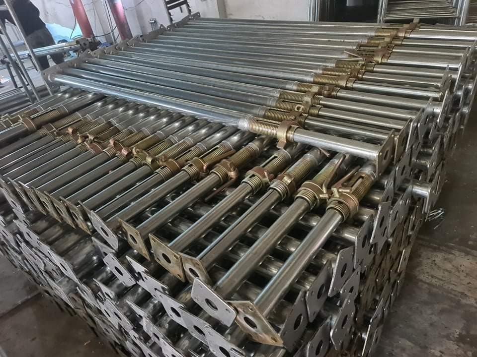 ADJUSTABLE G.I SHORING JACK, Commercial & Industrial, Construction ...