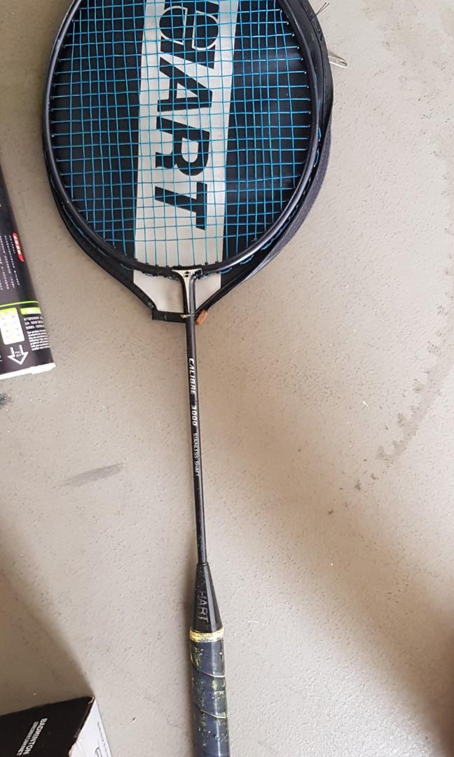 Badminton Rackets and Net set yonex hart calibre shuttlecocks, Sports ...