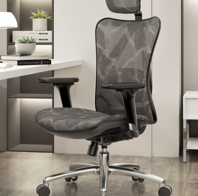 Extendable Leg Office Chair, Furniture & Home Living, Furniture, Chairs ...