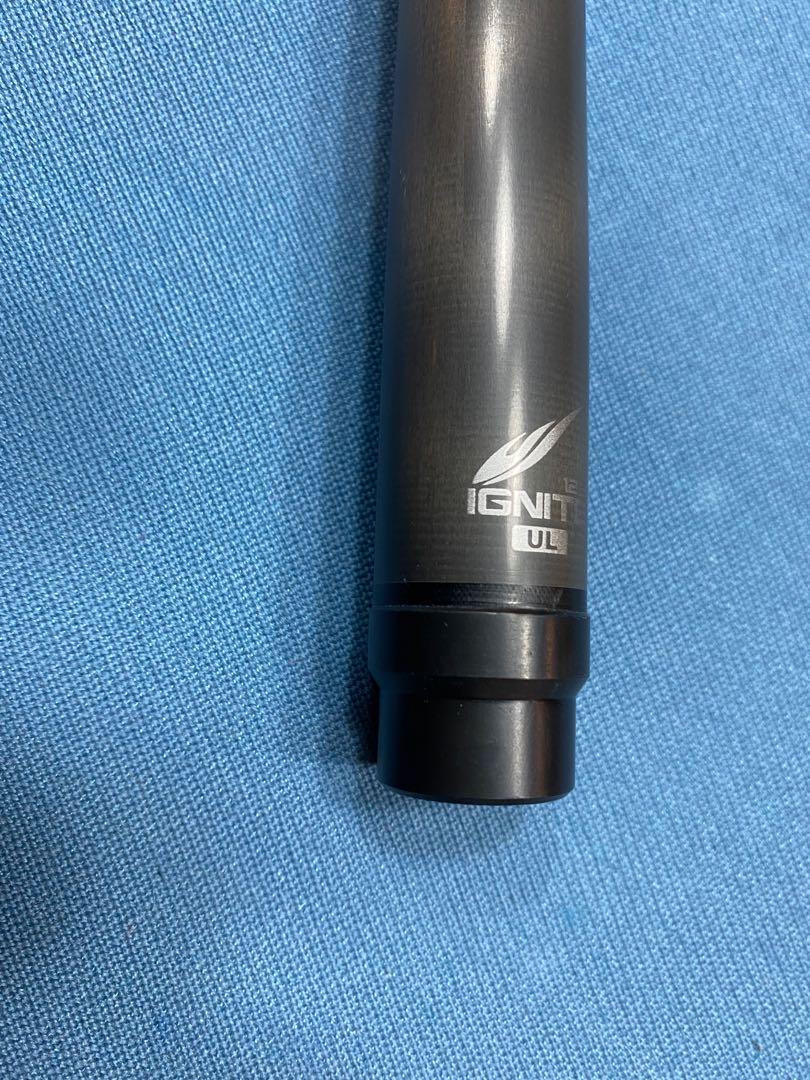 Mezz Ignite uniloc & Meucci Carbon shaft uniloc - pool cue, Sports ...