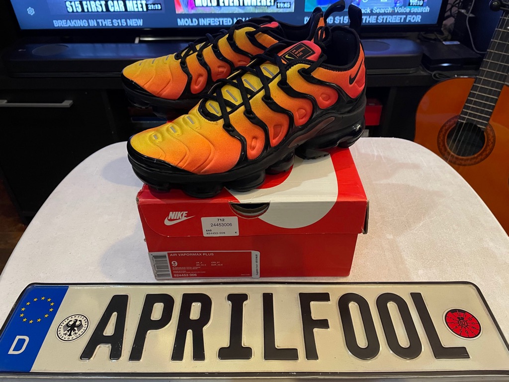 Nike Air Vapormax Plus - Sunset, Men's Fashion, Footwear, Sneakers on ...