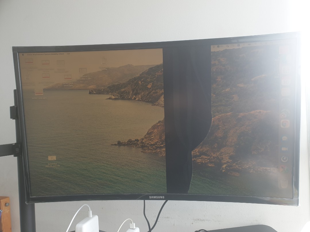 Samsung Monitor (cracked screen), Computers & Tech, Parts & Accessories ...